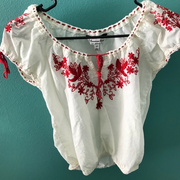Tops | White Fitted Top With Red Crochet Embroidering | Poshmark